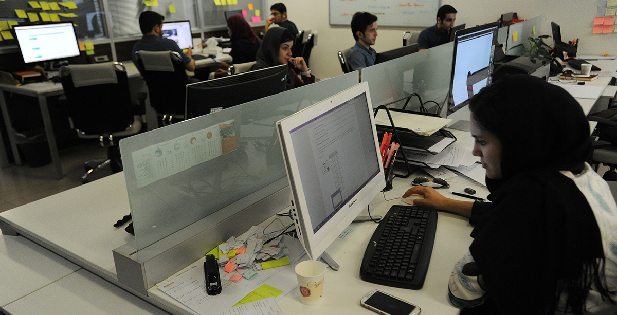 Escalating emigration and the “drought” in Iran's IT industry | Middle ...