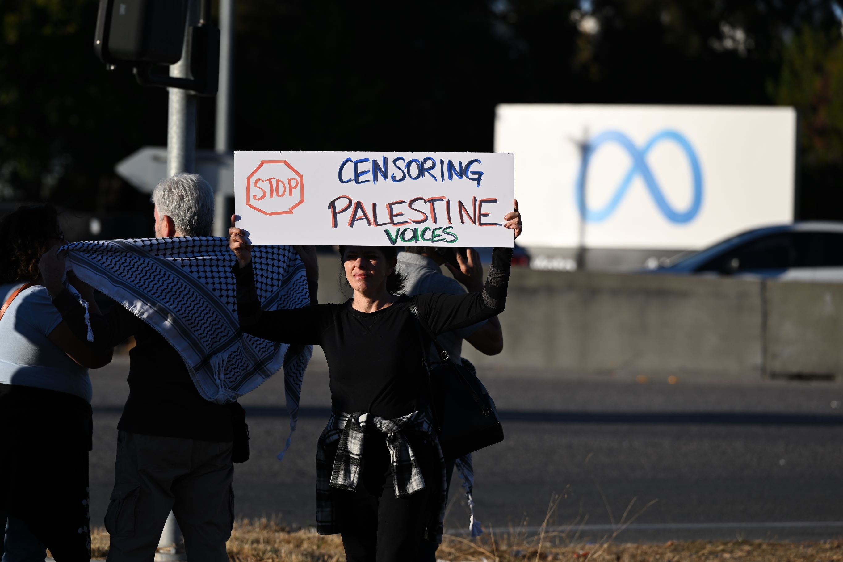 How Meta’s platforms normalize anti-Palestinian racism | Middle East ...