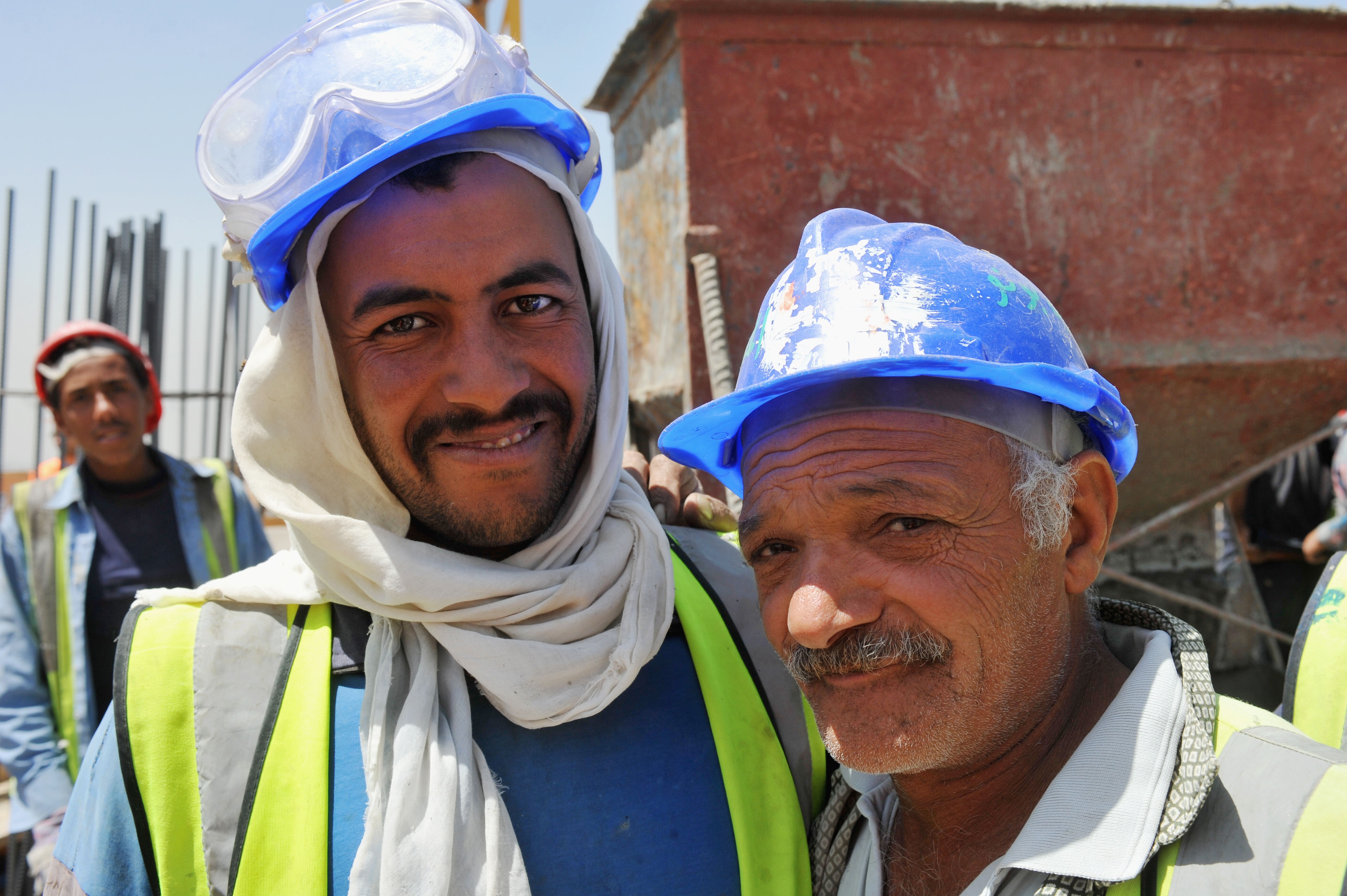 Families and Bachelor: Visa Status, Lives, and Community Structure ...