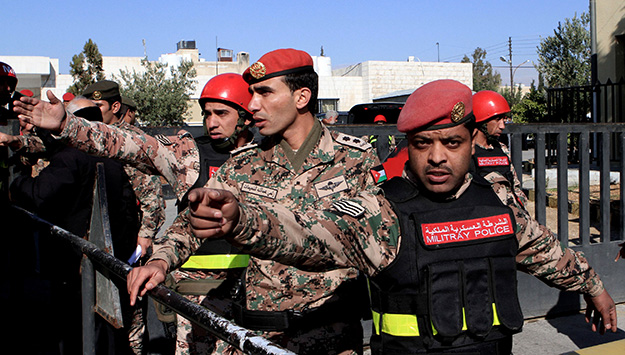 Arab Armed Forces: State Makers or State Breakers? | Middle East Institute