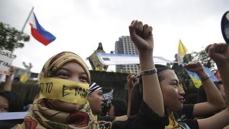 Civil Society, Political Alliance-Building, and Democratization in the ...