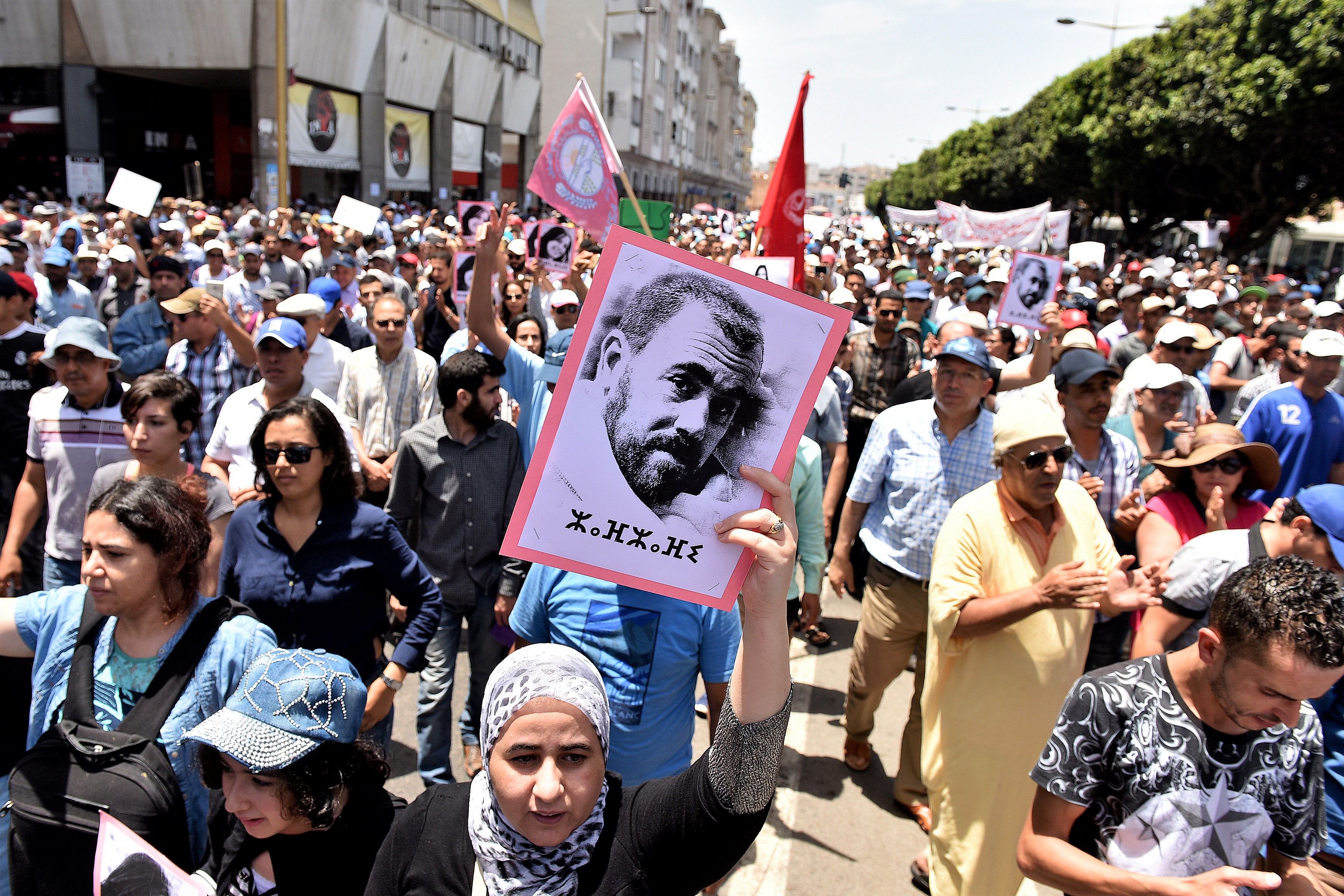 Online And Traditional Forms Of Protest Mobilization Moroccos Rif