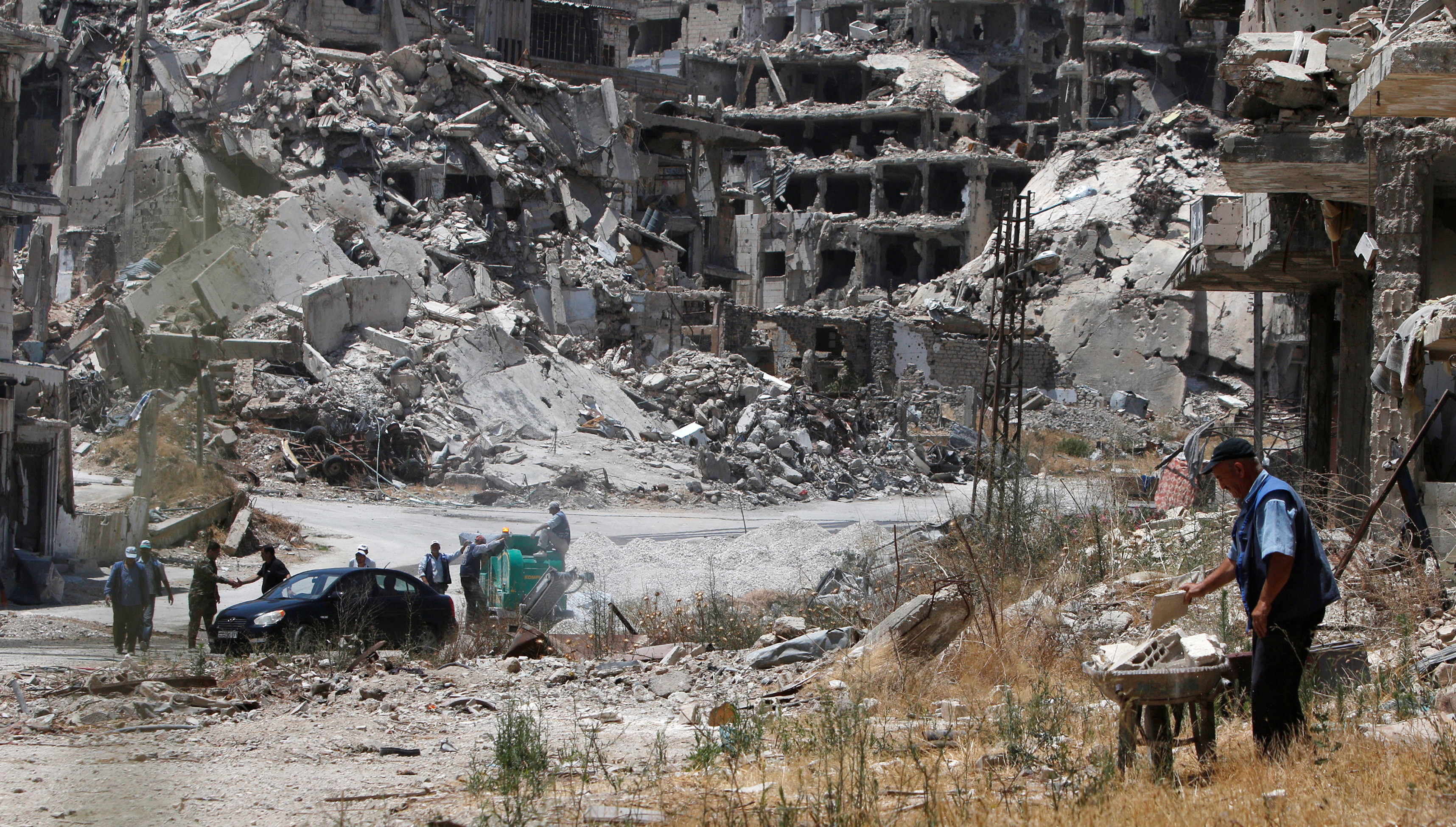 IRGC sends medical units to Syria and Iraq to help “resistance front ...